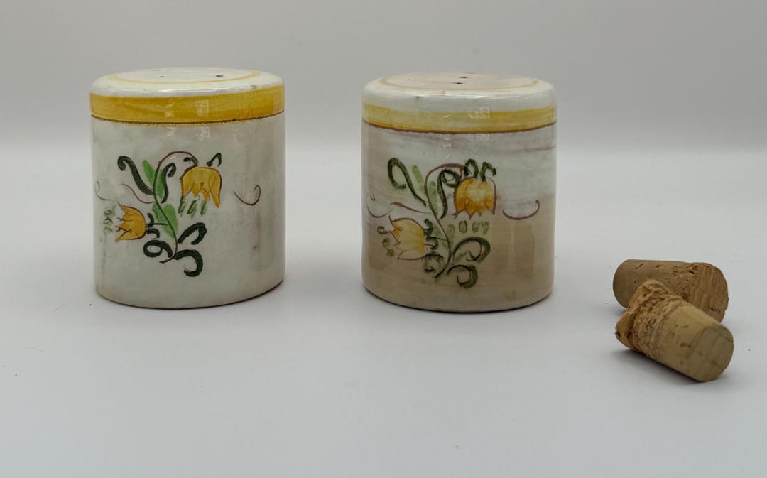 Yellow Tulip Salt and Pepper Shakers by Stangl Pottery (set of 2) - Etsy