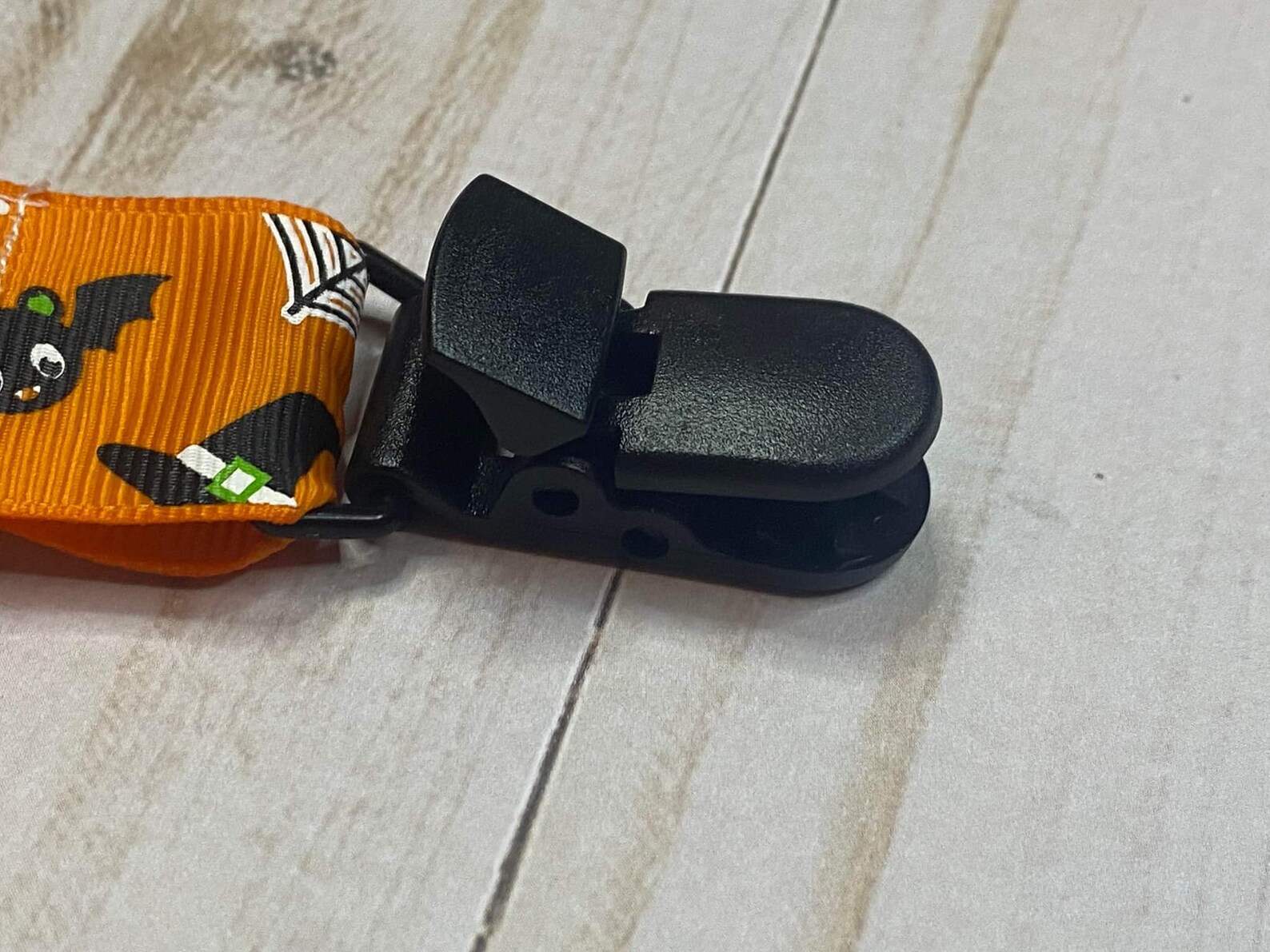 Halloween Pacifier Clip / Baby Shower Gift / Fabric Pacifier Clip ...