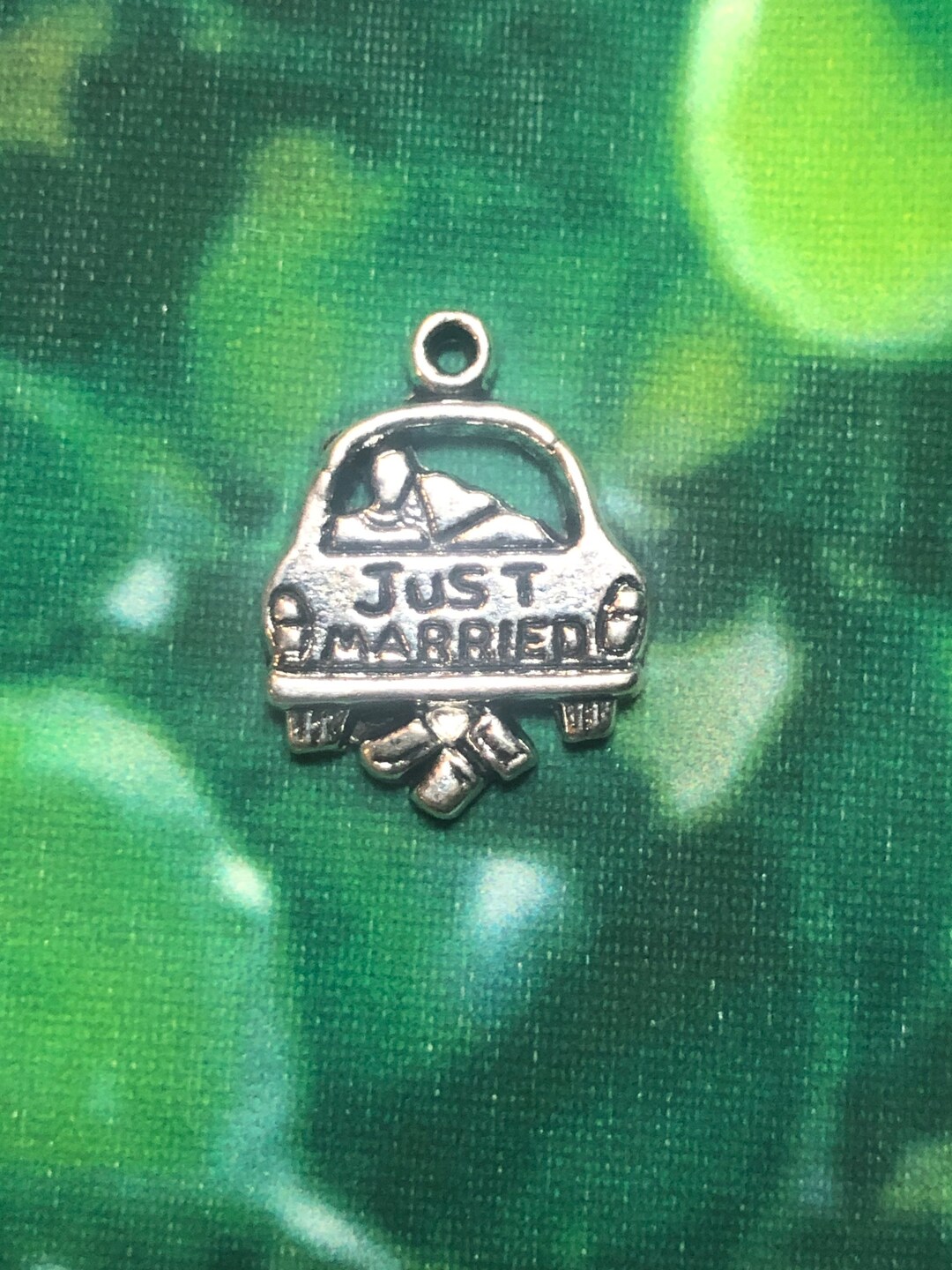 JUST MARRIED Charm Set of 6. Adorable! - Etsy