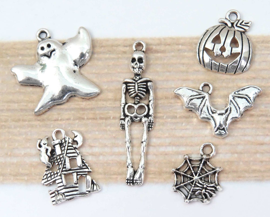 Boo! 6 CREEPY HALLOWEEN Charms, Antique Silver Mixed Charm Collection ...