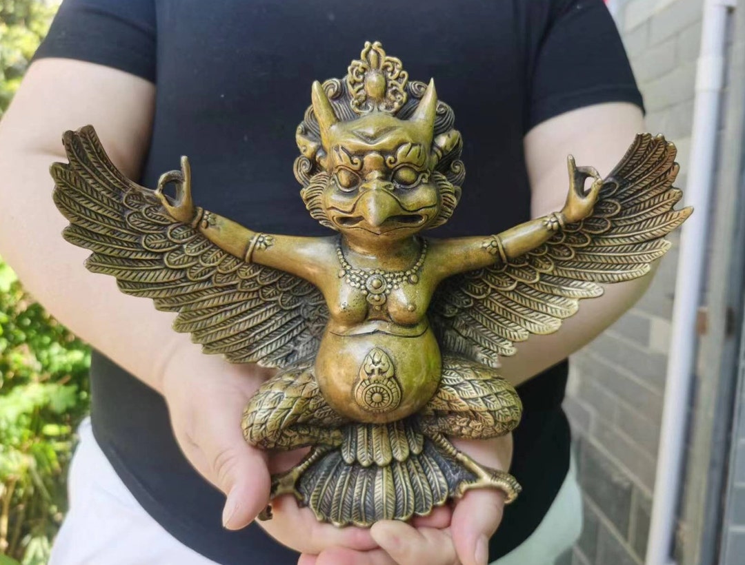 Offering Buddhist Spread Wings Dapeng Bird Statue, Protection Guardian ...
