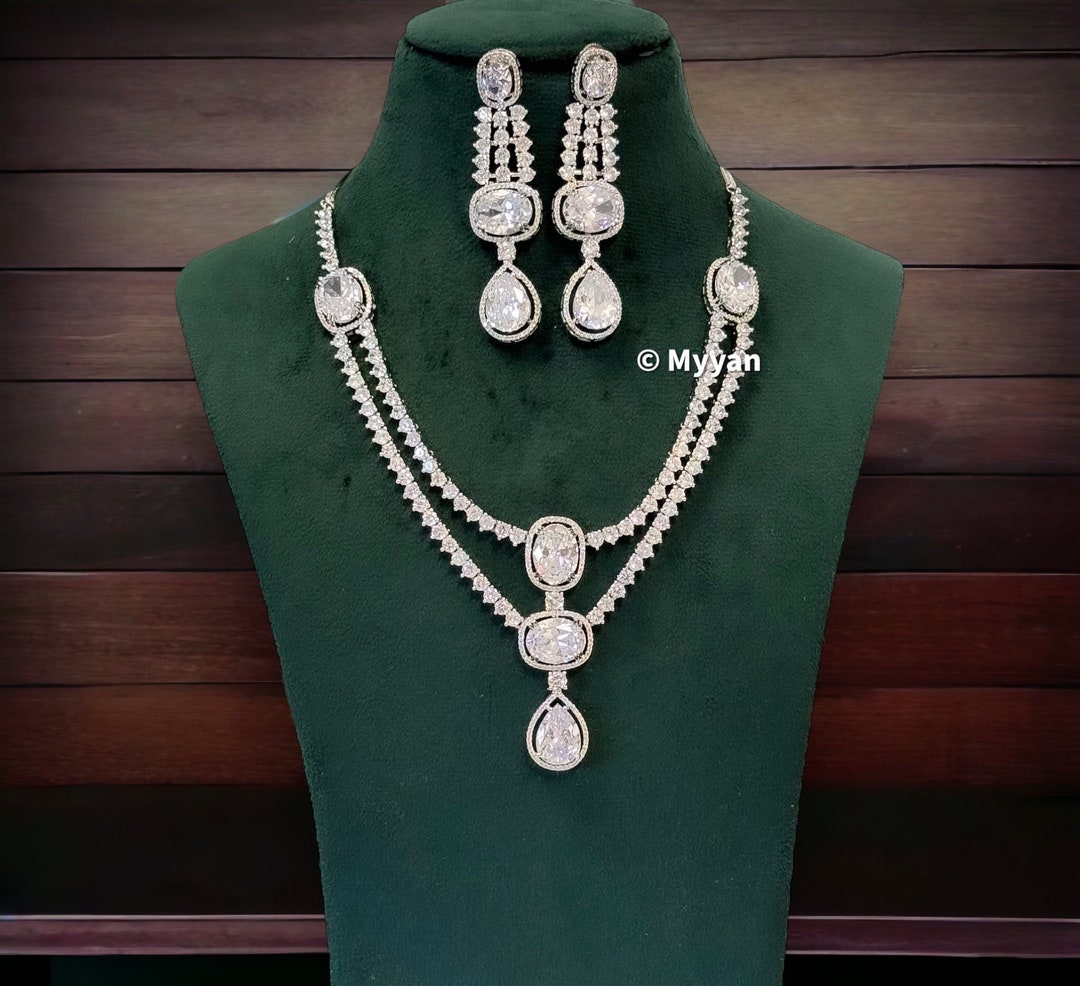Premium Quality Lab Grown Brilliant Cut Diamond Necklace Set in White ...
