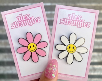 Smiley Face Daisy Flower Enamel Pin - Etsy