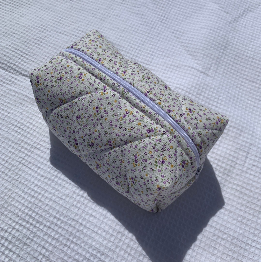 Handmade Quilted Purple Floral Makeup Bag, Purple Gingham Lining ...