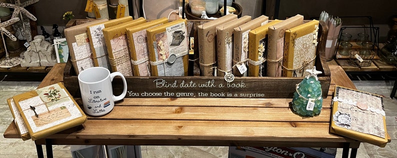 Blind Date With a Book - Etsy