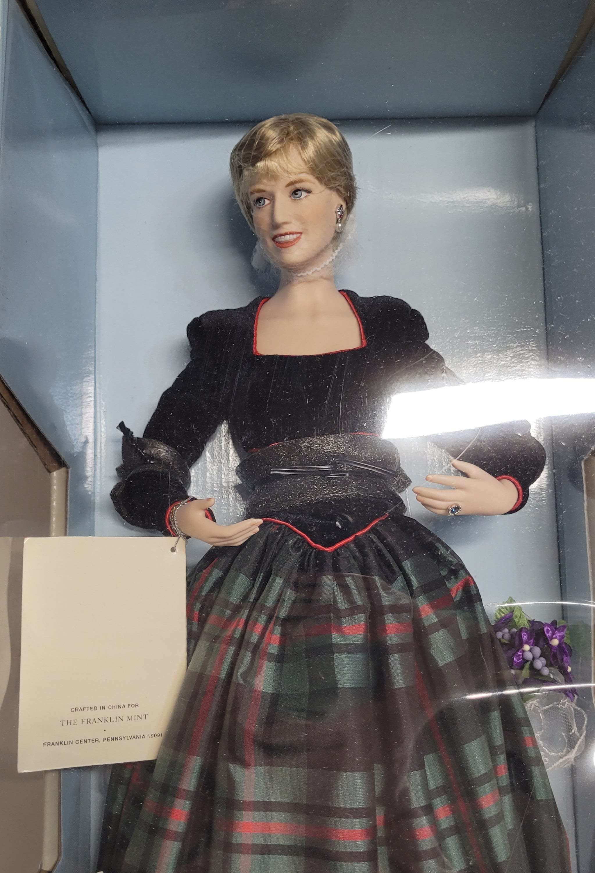 The Franklin Mint Diana Princess of Wales Porcelain Portrait Doll Black ...