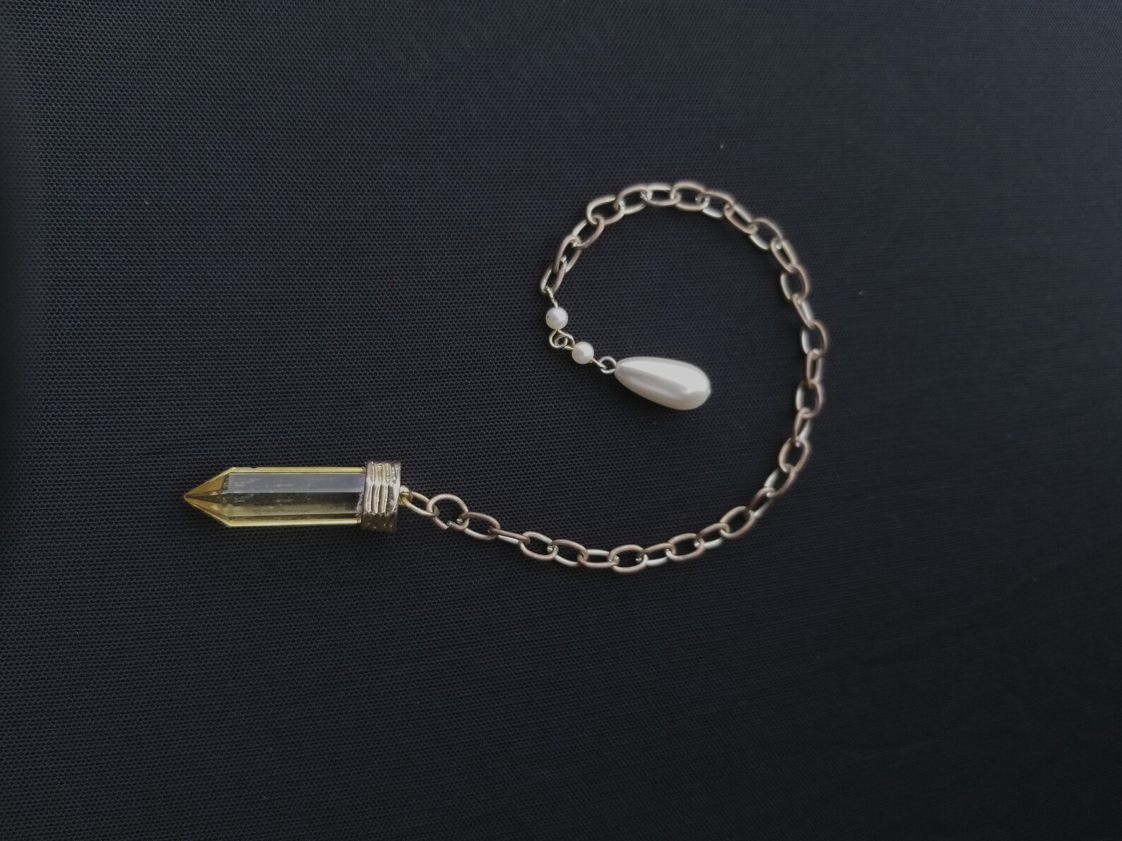 Pendulums Divination Tool Ritual Altar Spirit Guides Ancestors Tarot Magic Third Eye Healing ...