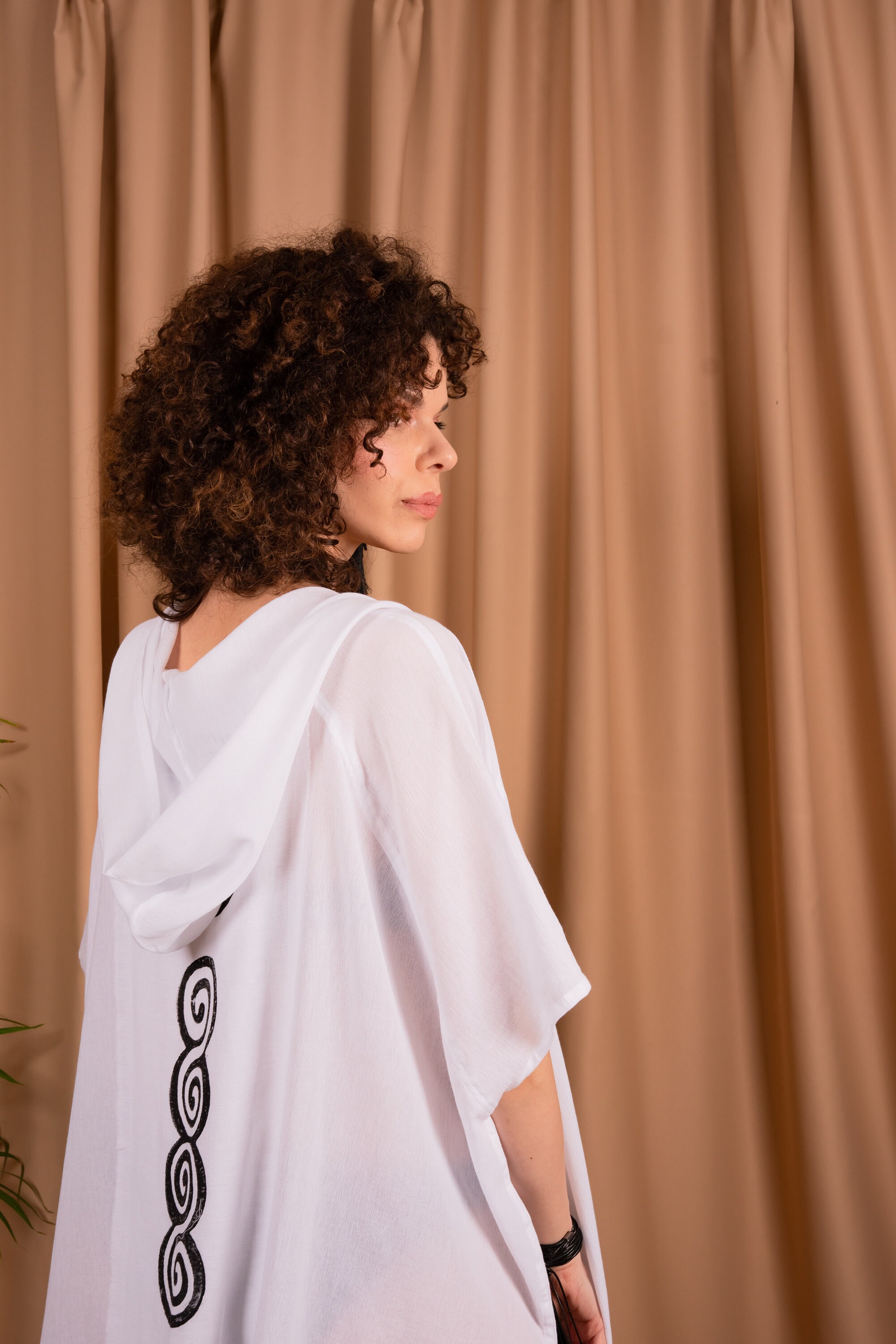 White Hooded Boho Muslin Kimono, Ethnic Spiral Kimono Robe, Cotton ...