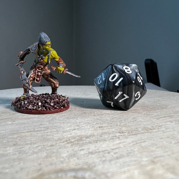 Githyanki Miniature - Etsy