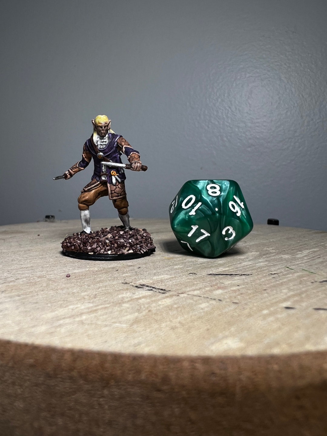 Male Elf Rogue, Hand Painted Dungeons and Dragons Miniature - Etsy