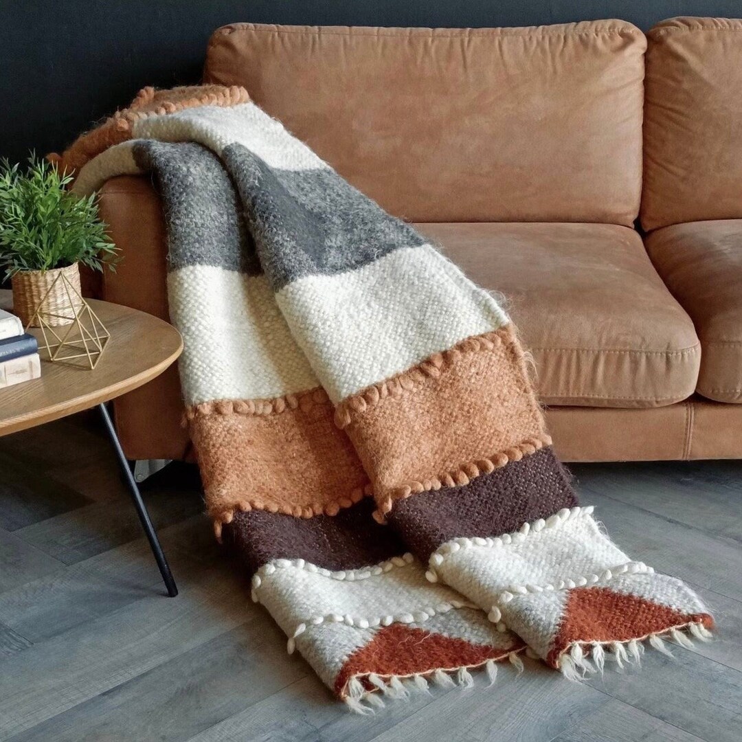 Wool Blanket in Queen Size Premium Handmade Sheep Wool Blanket Warm and ...