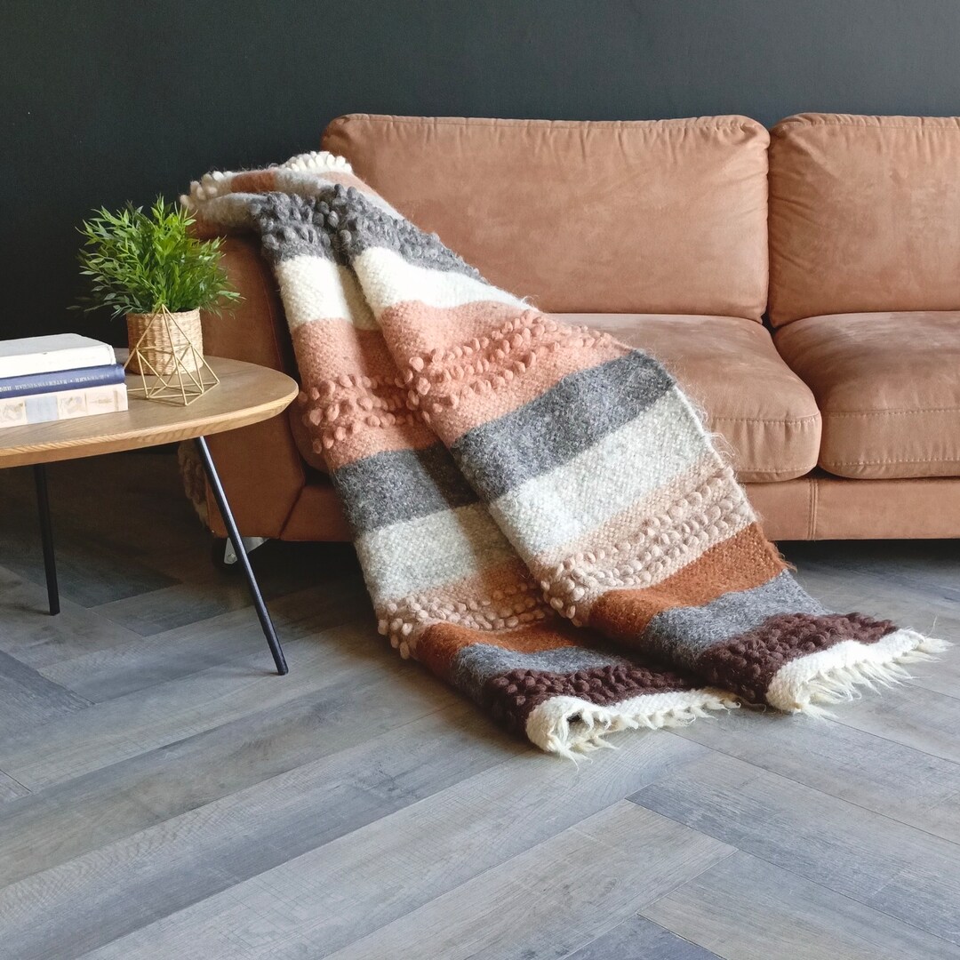 Wool Blanket in Queen Size Natural Sheep Wool Throw Blanket Warm and ...