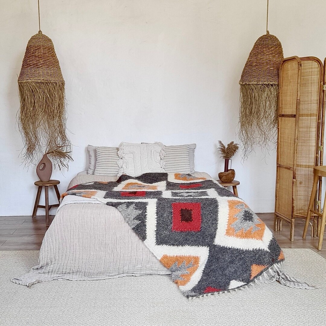 Wool Blanket in Queen Size – Natural Sheep Wool Throw Blanket – Warm ...