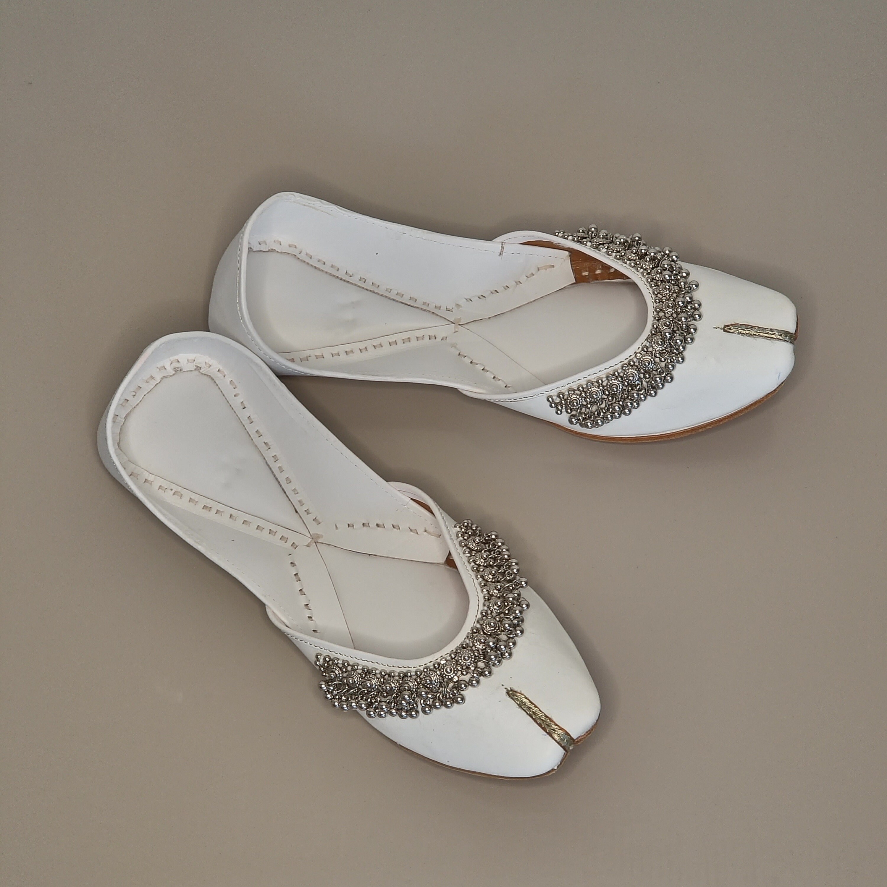 Women Punjabi Ghungroo Leather Jutti - Etsy