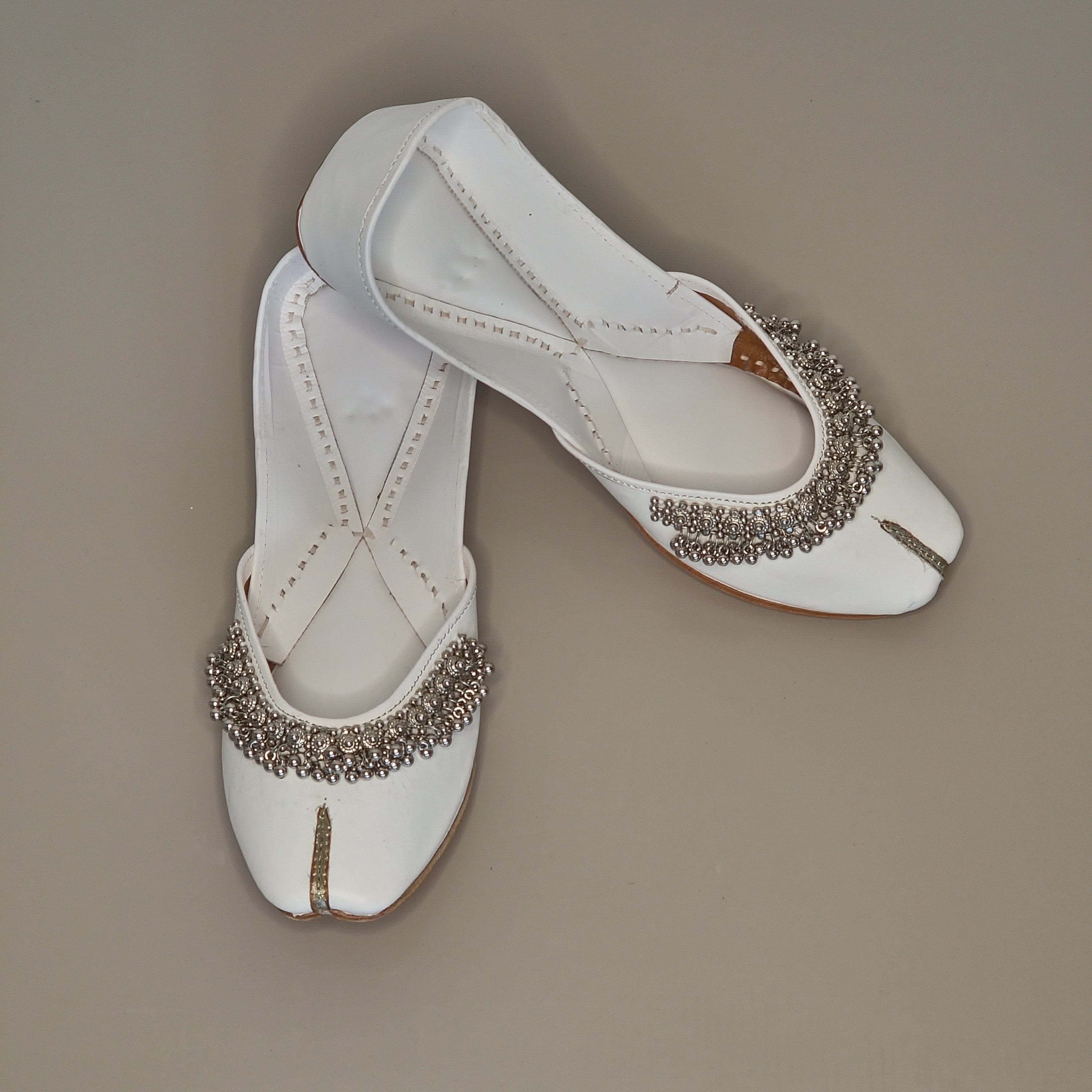 Women Punjabi Ghungroo Leather Jutti - Etsy