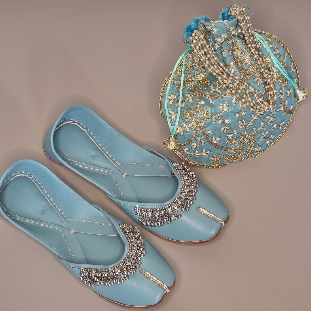 Women Punjabi Ghungroo Leather Jutti FREE Matching Potli Bag - Etsy