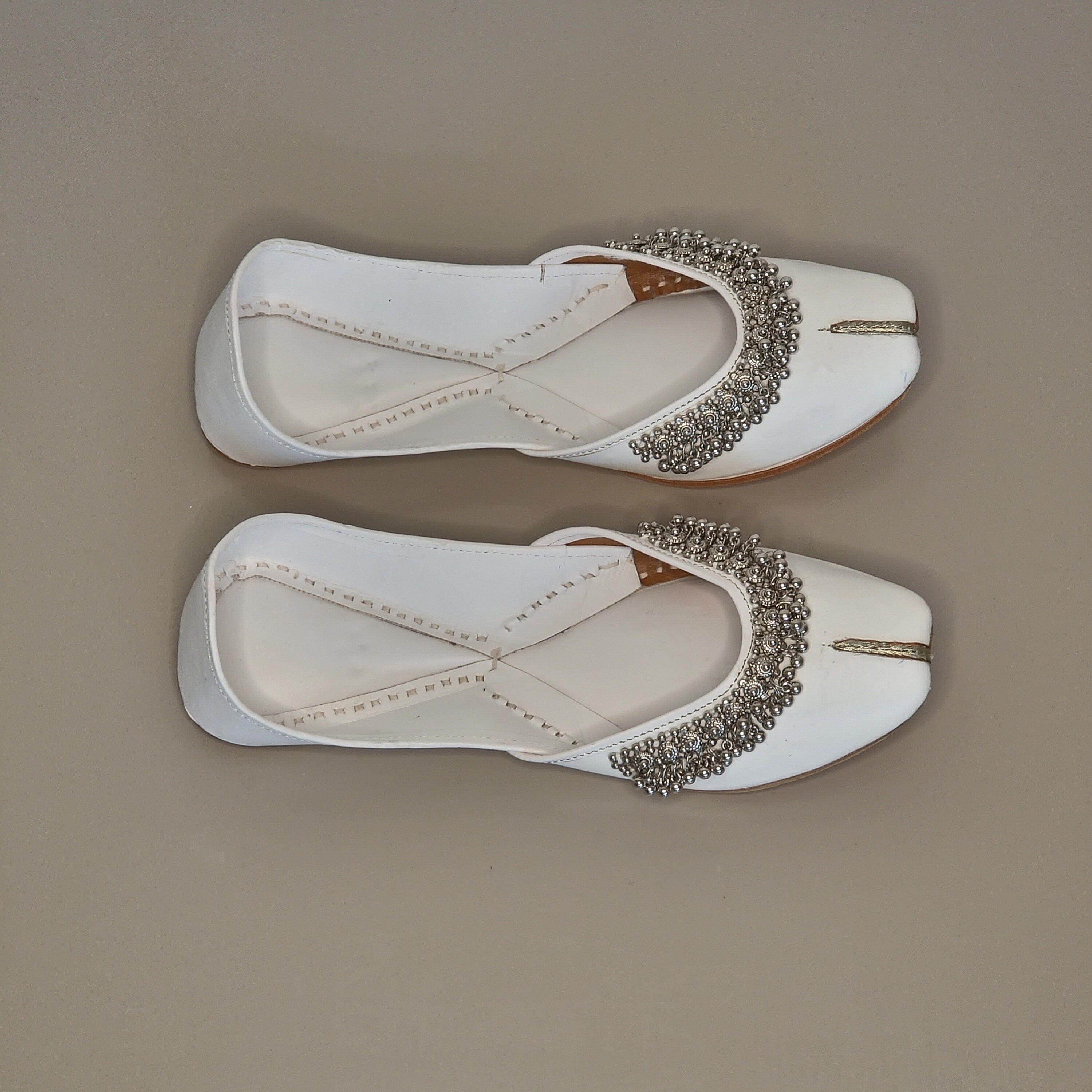 Women Punjabi Ghungroo Leather Jutti - Etsy