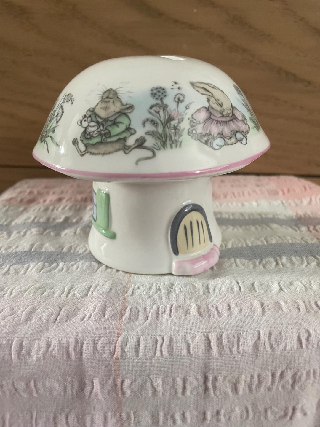 Elizabethan Toadstood Money Box - Etsy UK