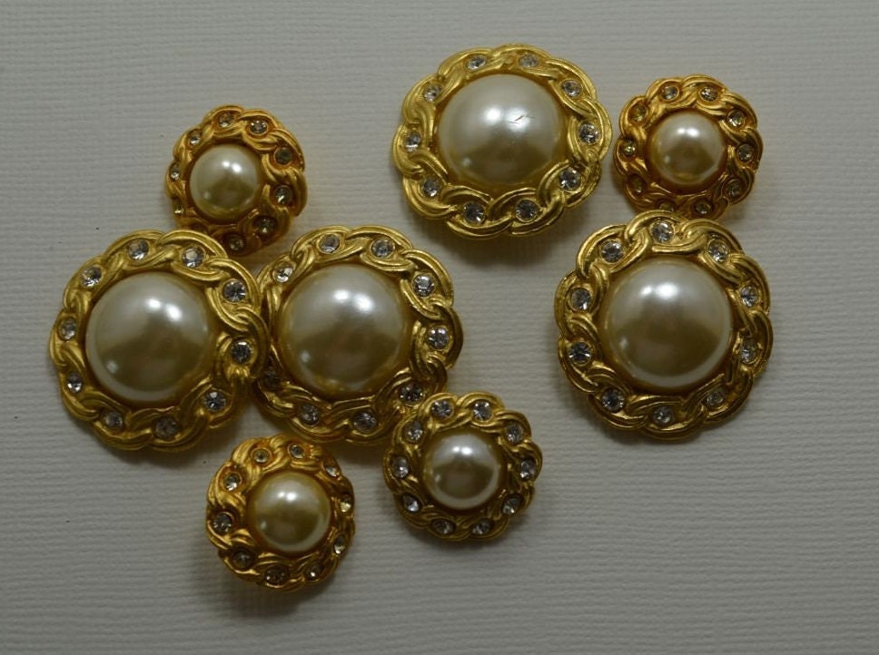 Pearl in Chain Rim Set With Rhinestones L-04 - Etsy