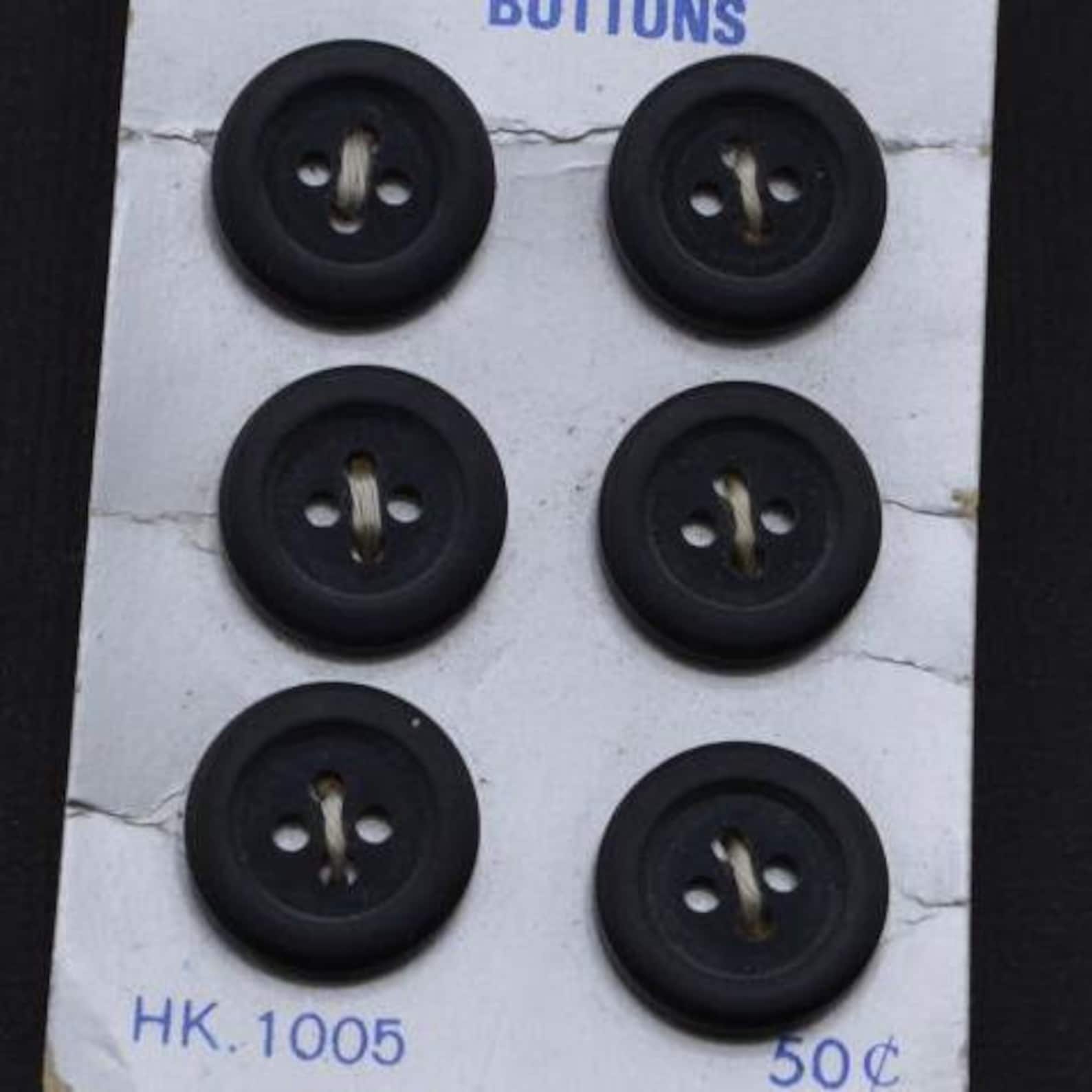 Carded Buttons – 6 on a Card – Round Black Rimmed Button – 4-hole (CRD ...