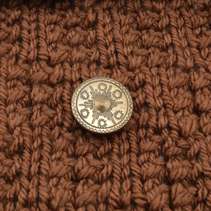 Pale Gold Tone Button Etched With Circles and Lines With a Tiny Chain ...