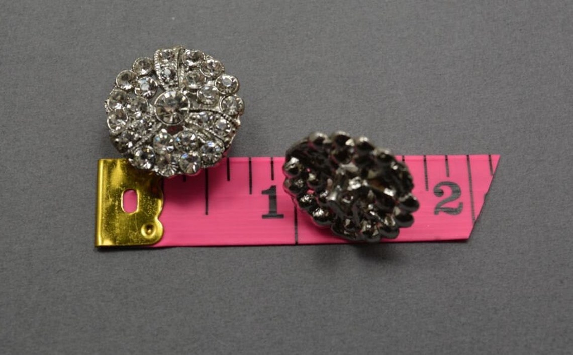 Clear Round Rhinestones Set in Silver (J-04) - Etsy