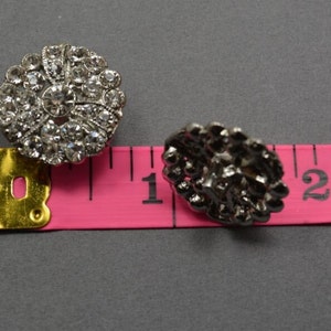 Clear Round Rhinestones Set in Silver (J-04) - Etsy