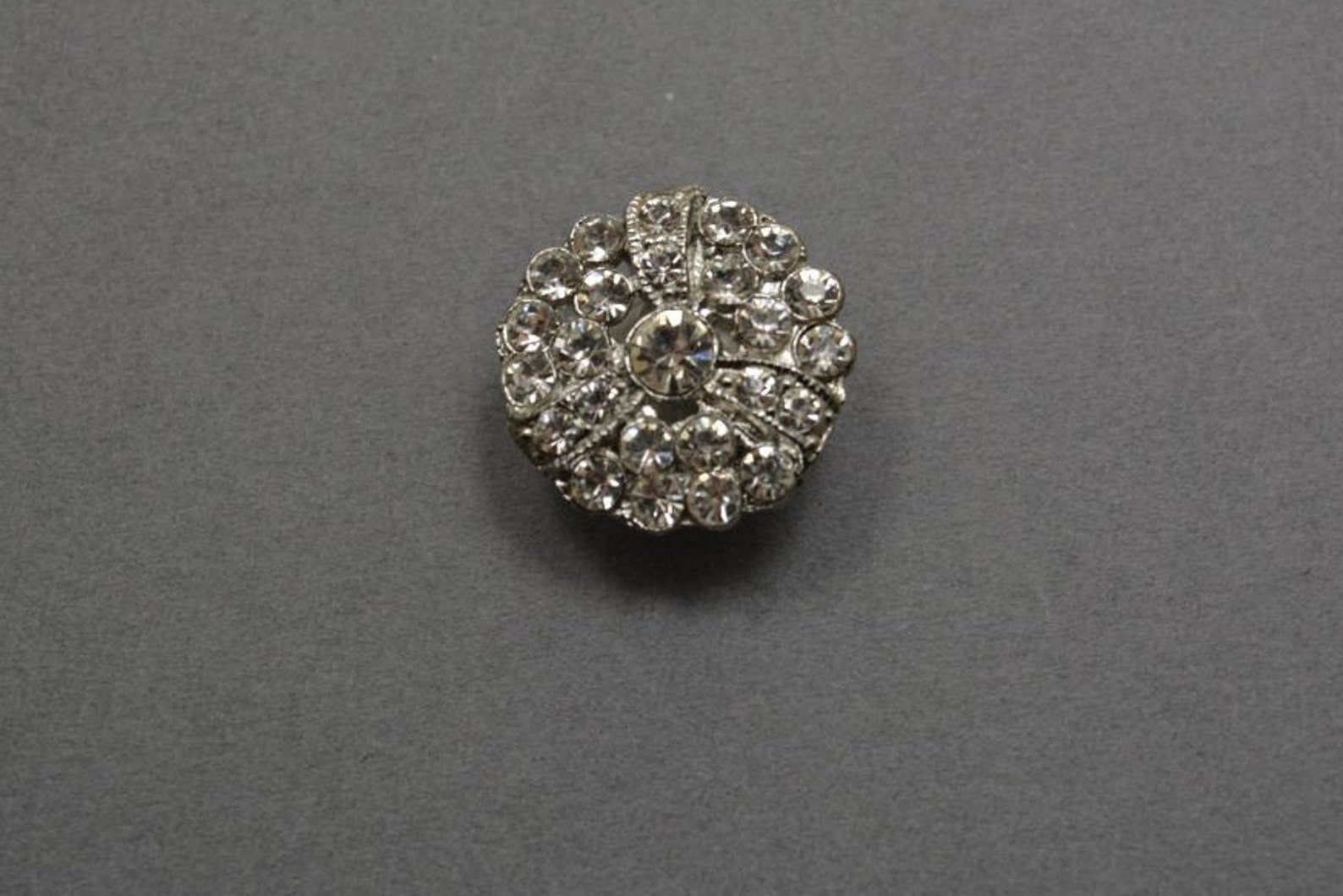 Clear Round Rhinestones Set in Silver J-04 - Etsy