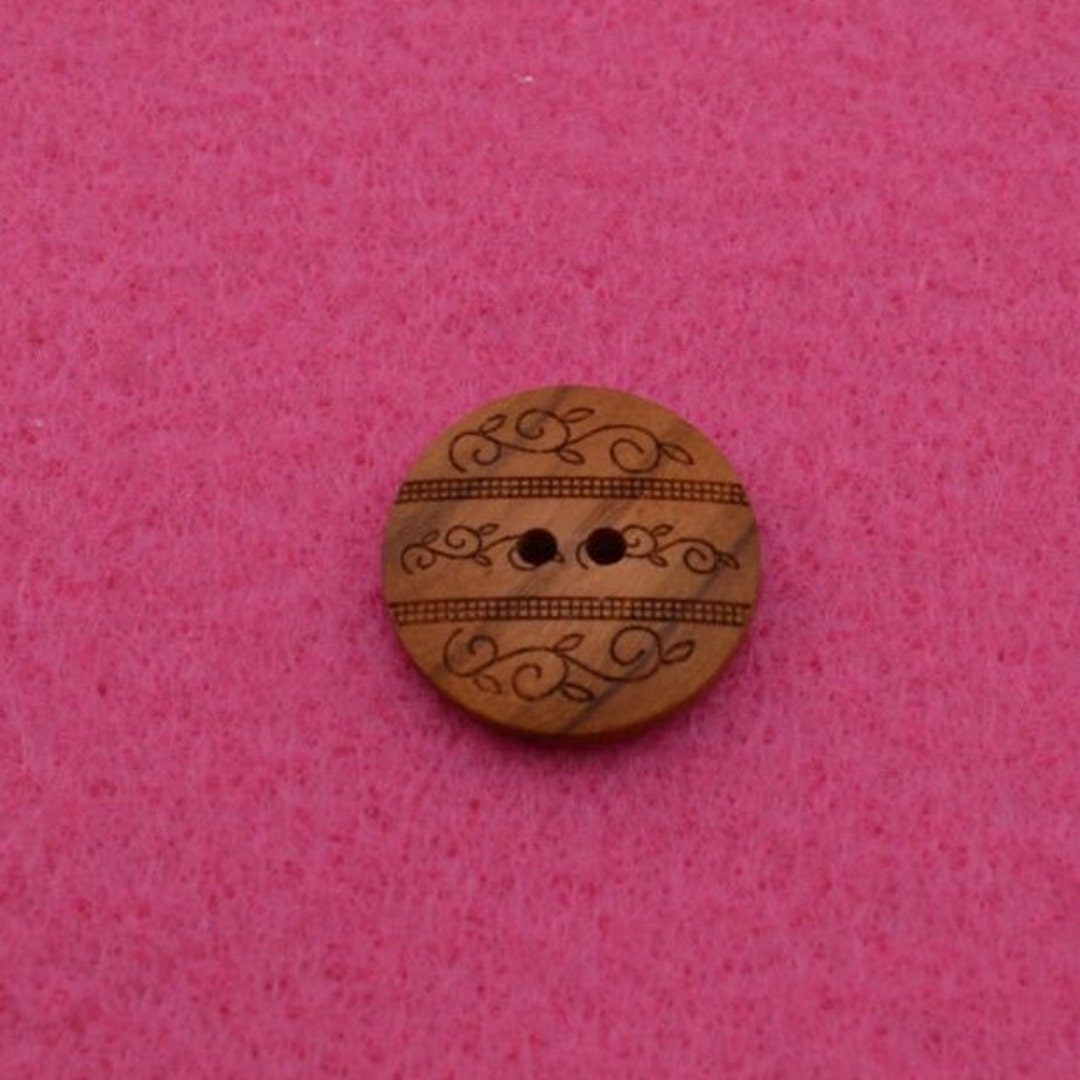 Etched Wooden Button in a Maple Tone With Stripe and Floral Design – 2 ...