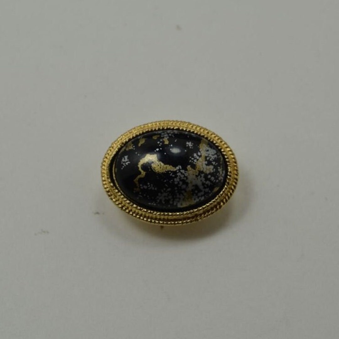 Matte Gold Oval Button With Black Center Splashed With Gold & Silver ...