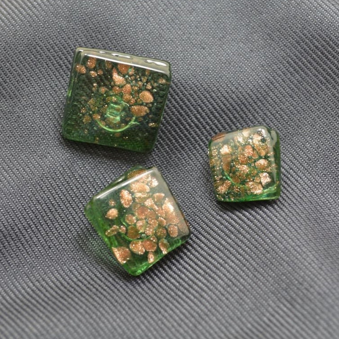 Handmade Glass Button – Spring Green Glass With Flecks of Copper (JJ-17 ...