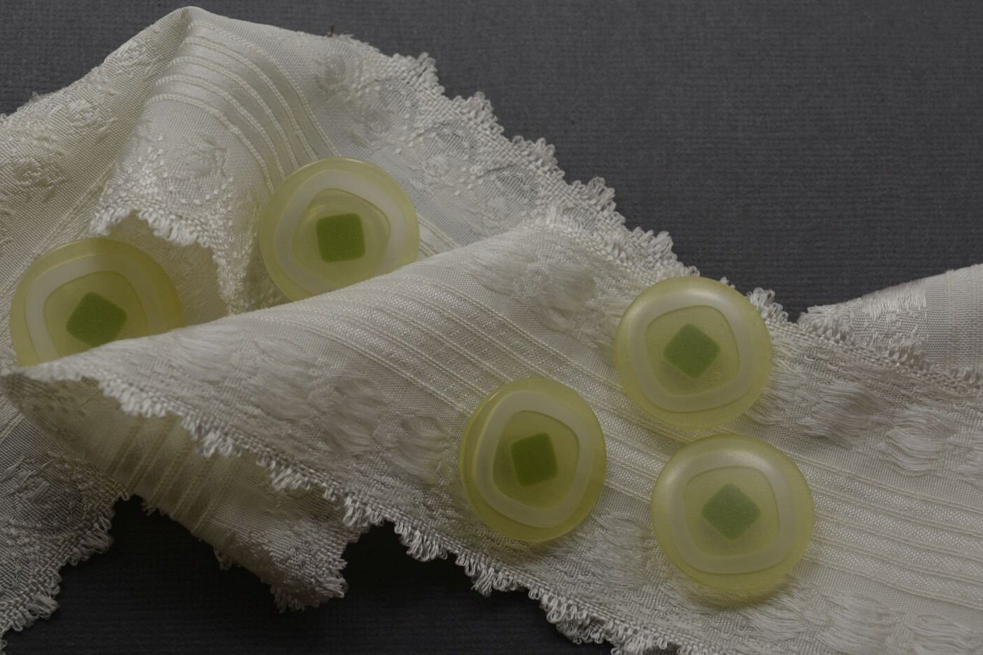 Translucent Pale Lime Green Frosted Button With White Square Center (RR ...