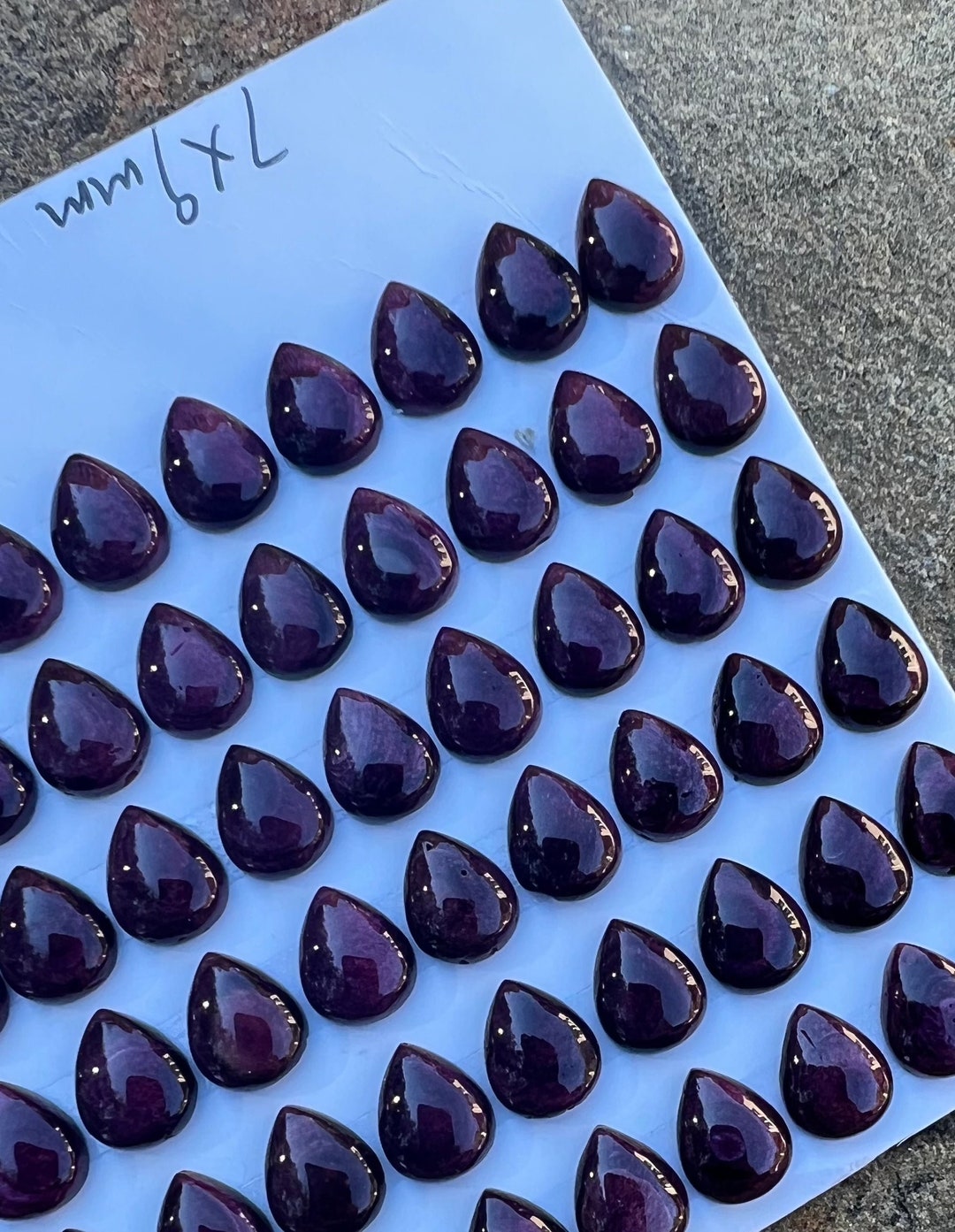 High Quality Deep Purple Spiny Oyster 7x9mm Teardrop Shaped Cabochons ...