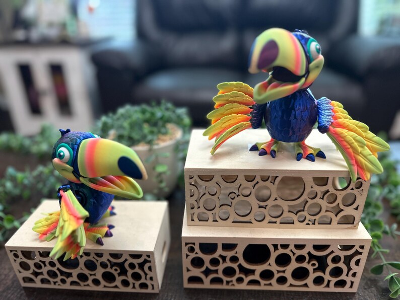 3D Printed Articulated Toucan Toy - Colorful Flexible Tropical Bird ...