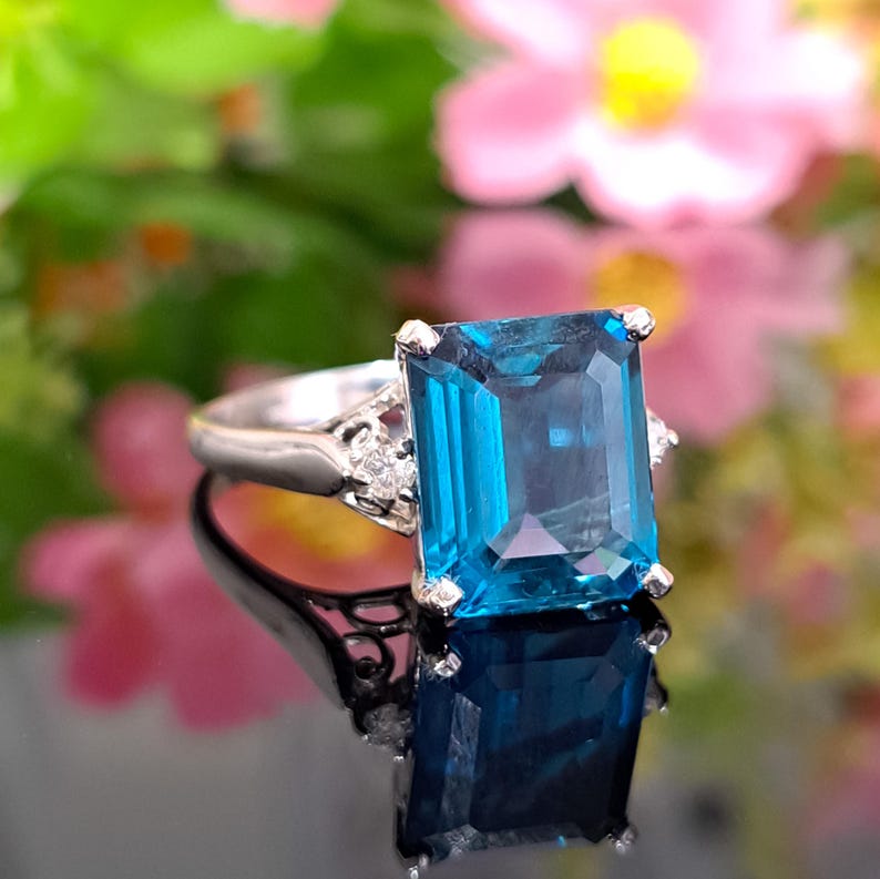 Topaz 14k Solid Gold Ring: Natural London Blue Topaz 12x10 Emerald Cut ...
