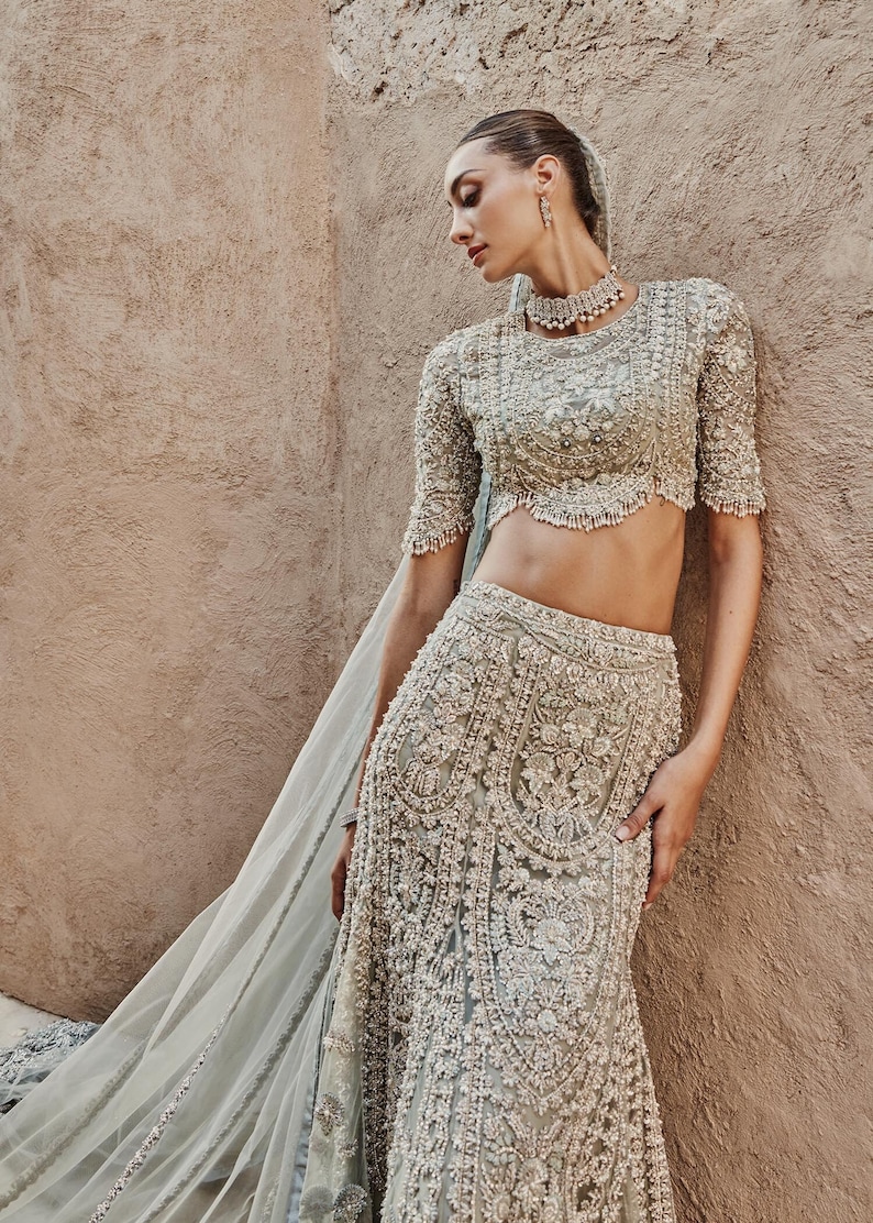 Vestido lehenga bordado, vestido de novia indio pakistaní. Vestido ...