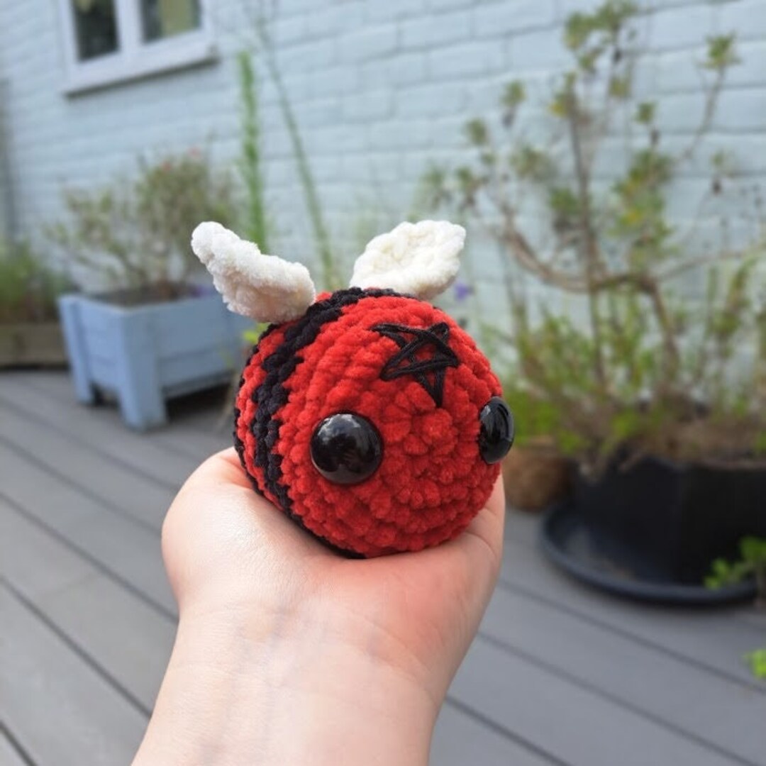 Spooky Bee Crochet | Handmade - Etsy