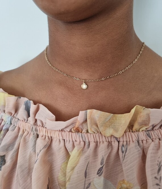 Palma Fine Chain and Shell in Gold Gold-filled 14 Carats. - Etsy