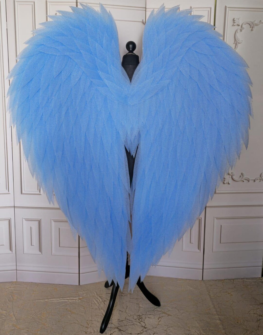Blue Weightless Angel Wings, Photoshoot, Cosplay, Halloween and More ...
