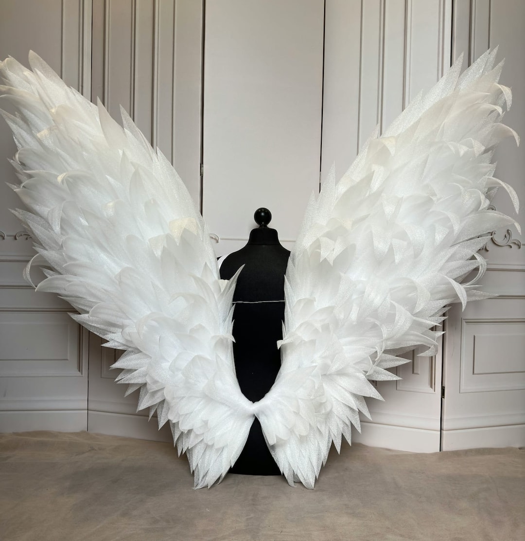 Fluffy White Angel Wings: Polyethylene Foam, Costume Prop - Etsy