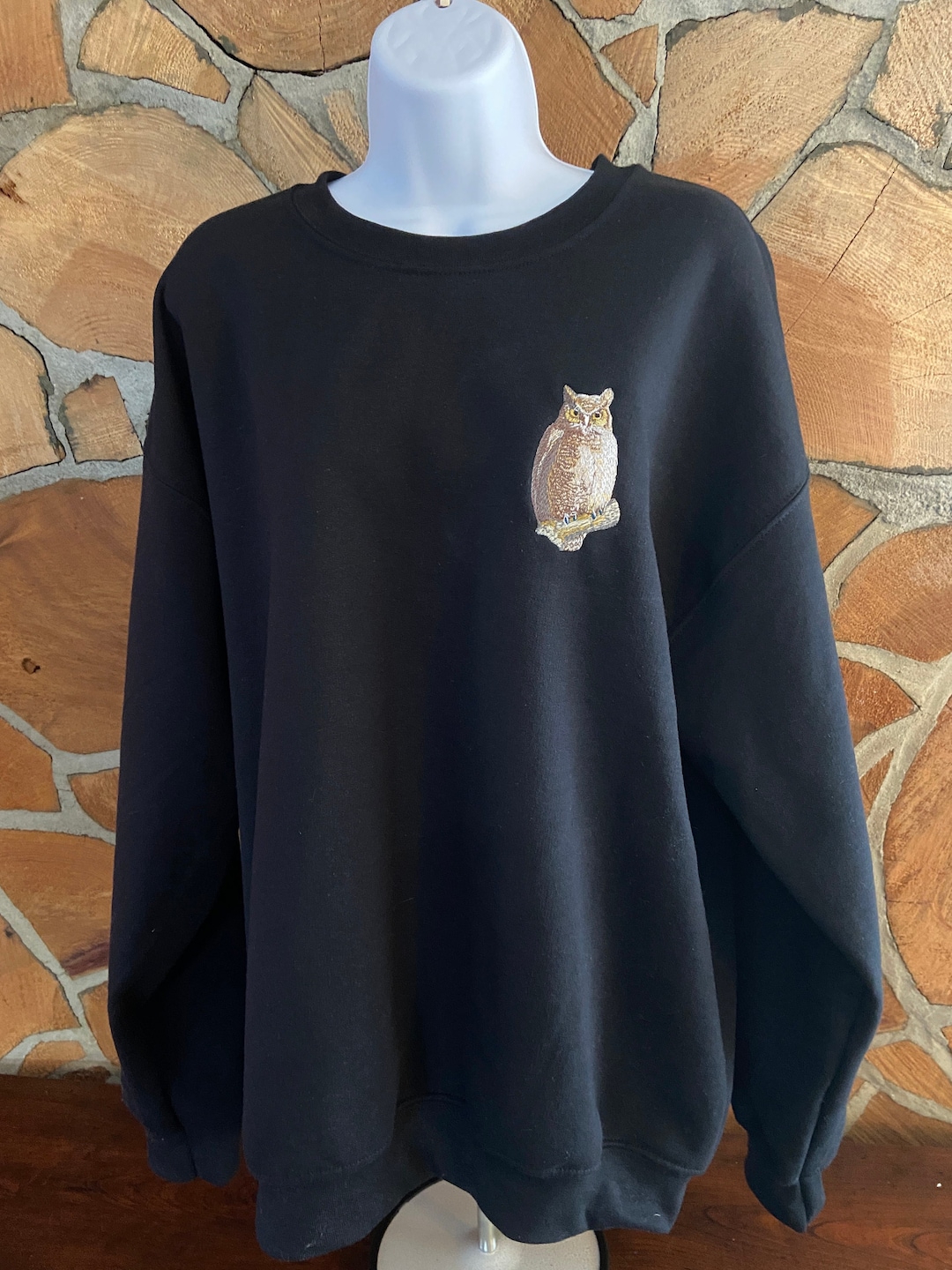 Great Horned Owl Embroidered Sweatshirt, Cozy Owl Sweater, Wildlife ...