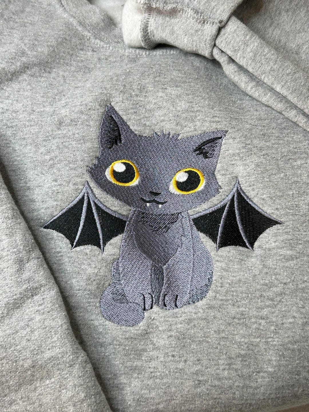 Embroidered Cute Vampire Bat Cat Halloween Sweatshirt, Adorable Dracula ...