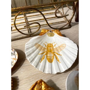 Gift Ideas for Queen Bee Lovers, Gift Ideas for Valentine, Friendship ...