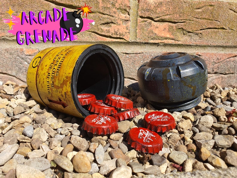 Fallout 4 Fusion Cell Stash Box – Prop Replica or Cosplay Accessory - Etsy