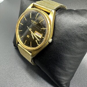 Vintage Seiko Day Date Gold Tone Watch 5Y23-8049 New Battery - Etsy