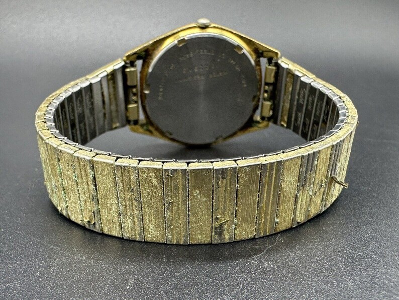 Vintage Seiko Day Date Gold Tone Watch 5Y23-8049 New Battery - Etsy