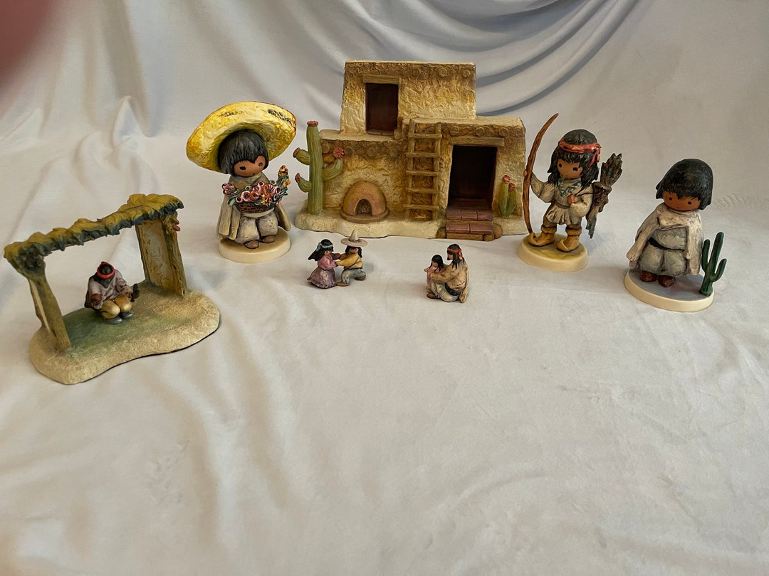 Vintage Set by Artist De Grazia, México Artistic Decor, Figurine México ...