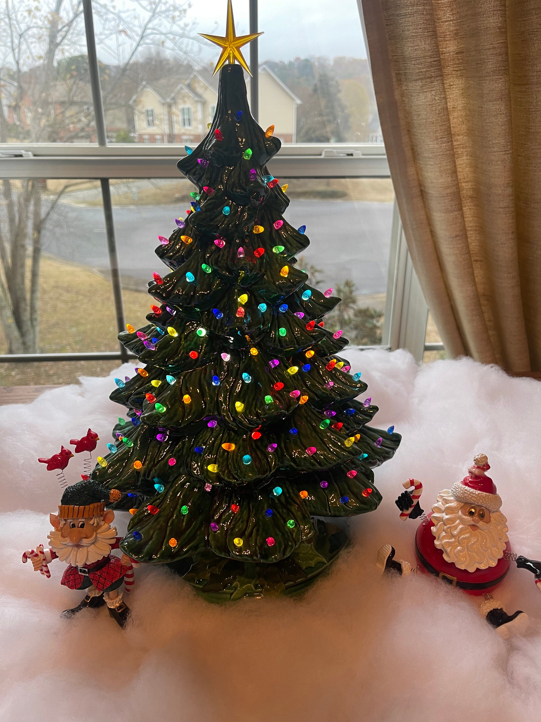 Lighted 16 Ceramic Christmas Tree With Beautiful Pin Lites Gorgeous ...