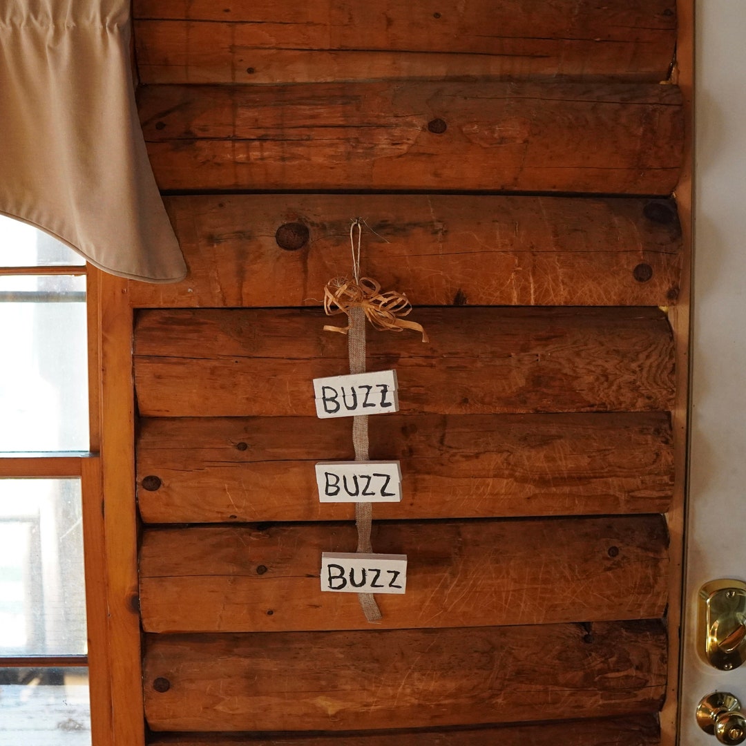 Rustic Wooden Upcycled Buzz Buzz Wall Hanging Ornament, Wall Decor ...