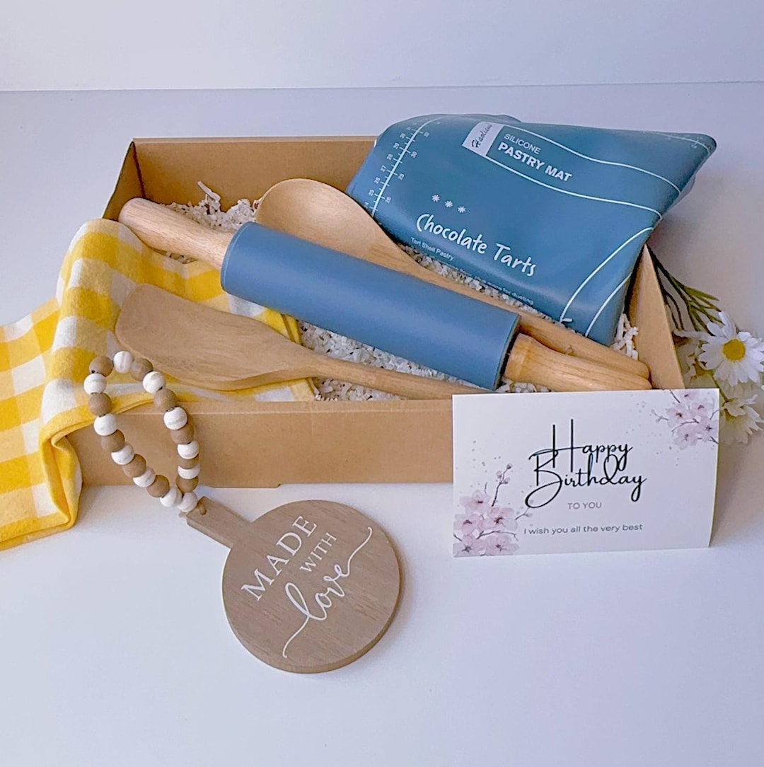 Personalized Kitchen Gift Box, Custom Baking Gifts Set, Cooking Gifts ...